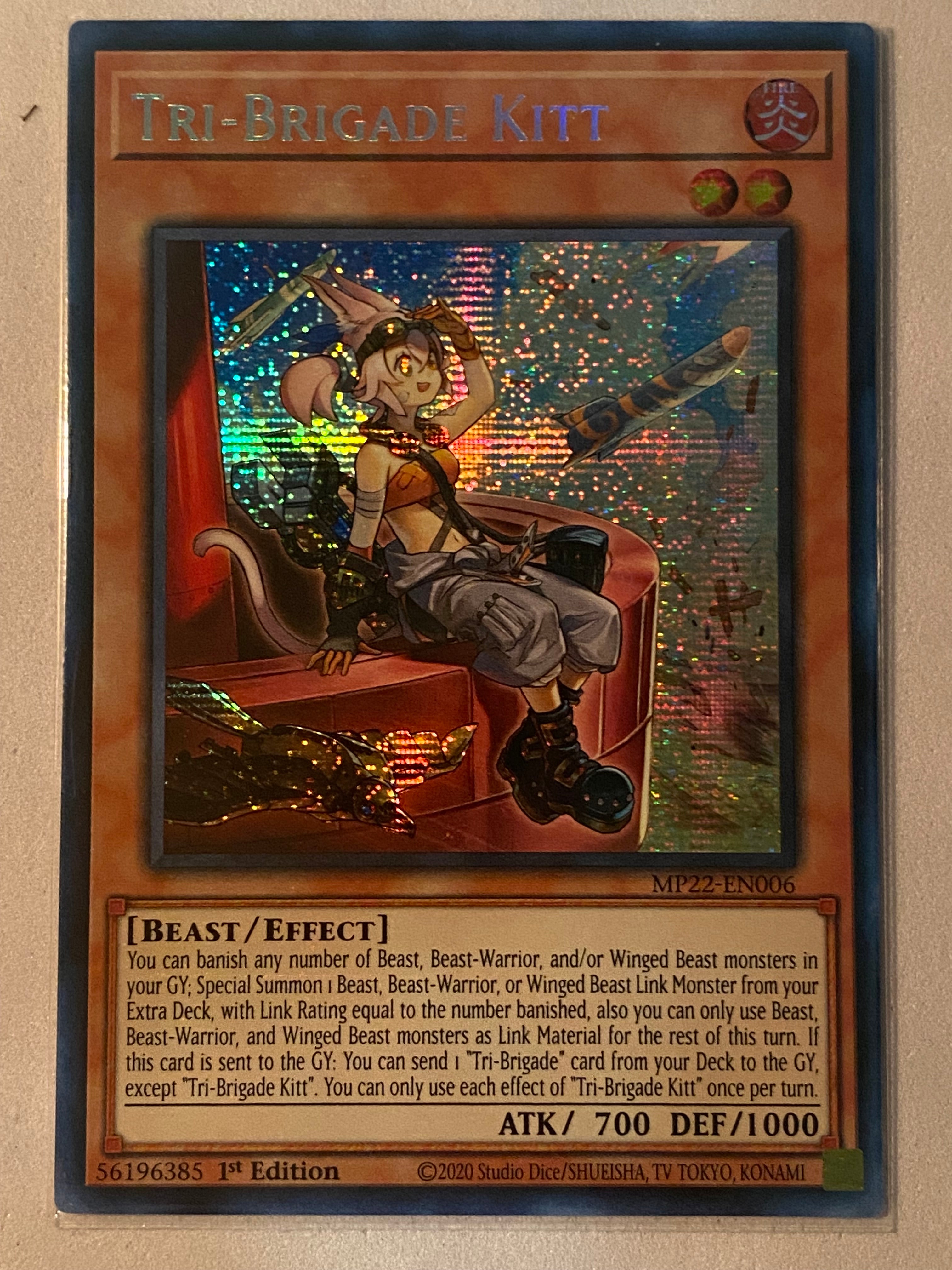 Tri-Brigade Kitt MP22-EN006 – Genesis TCG